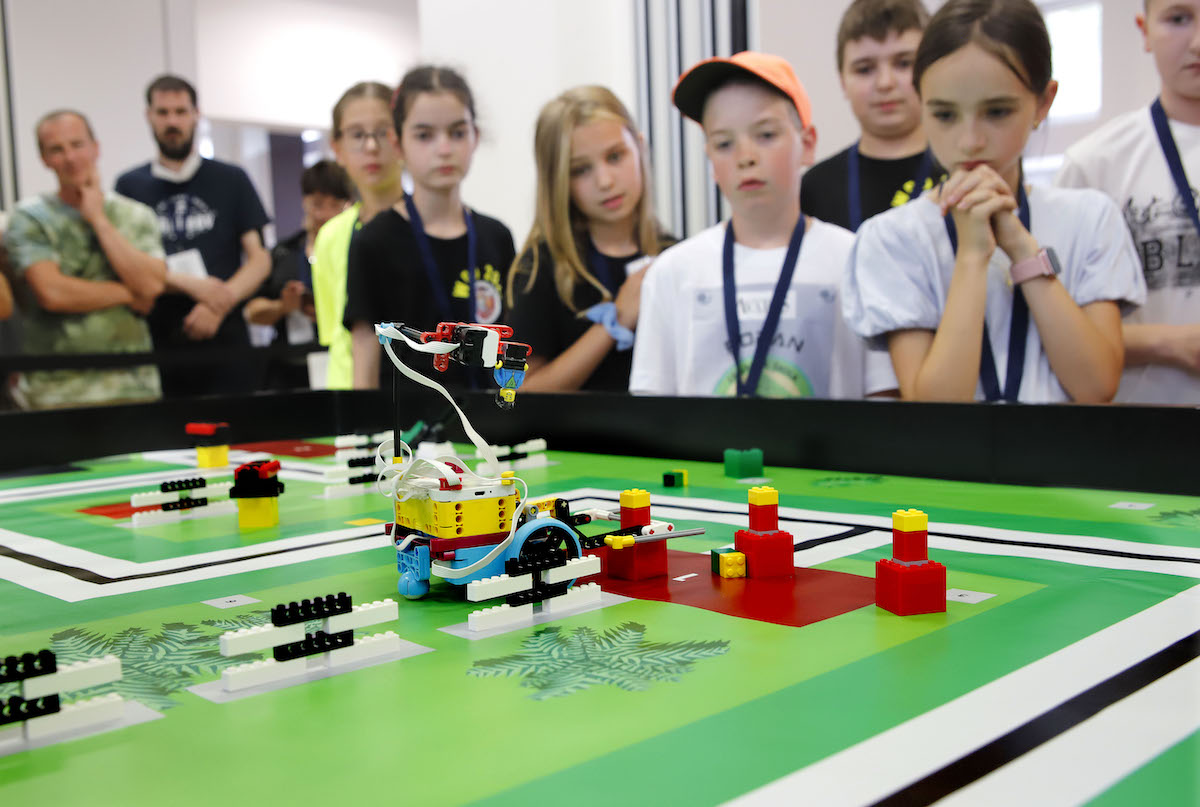 Registrácia na 4. ročník World Robot Olympiad je spustená – EASTMAG